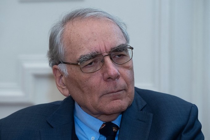 Elhunyt Frank Tibor professzor, akadémikus – Fejlesztő Pedagógia Online